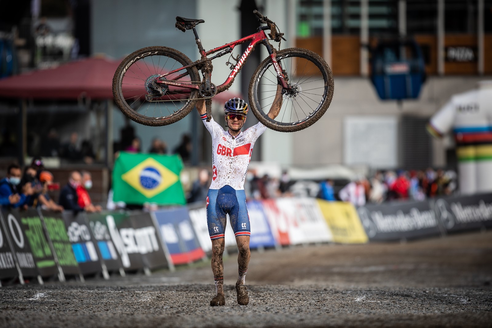 Supertalent Thomas Pidcock! Kráčí ve stopách van der Poela a van Aerta ...