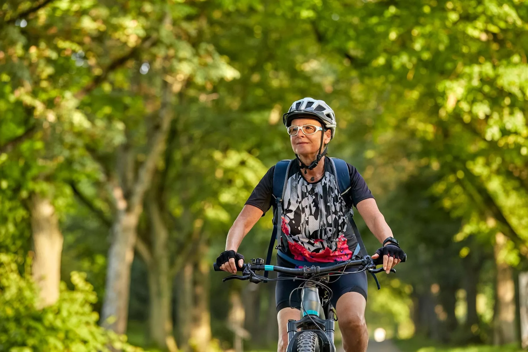 Proč je cyklistika skvělá i pro starší nebo seniory? | Škoda We Love ...