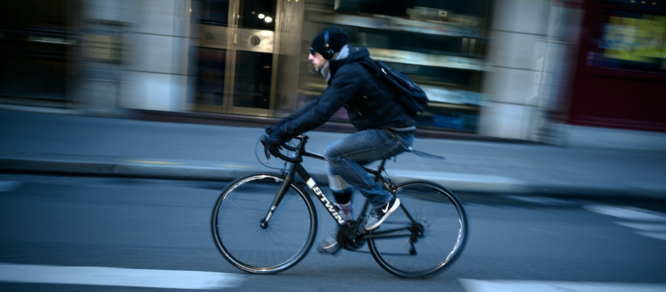 6 Tricks to Help You Ride in Traffic - Škoda We Love Cycling - Ireland