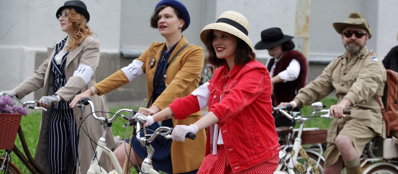 A Retro Cycling Ride in a Photogallery - Škoda We Love Cycling - Ireland