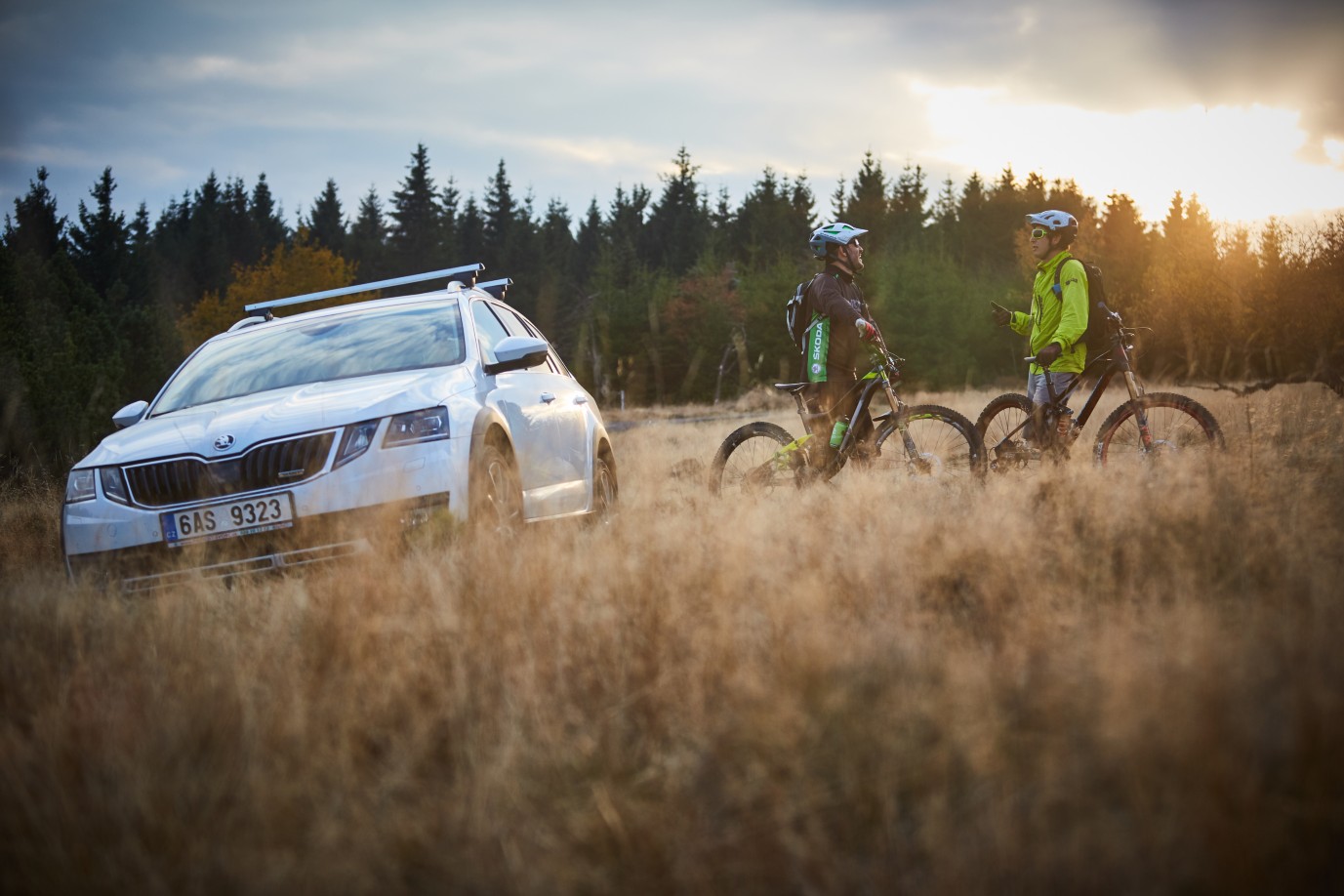 ŠKODA OCTAVIA SCOUT Will Take You All the Way to the Trail