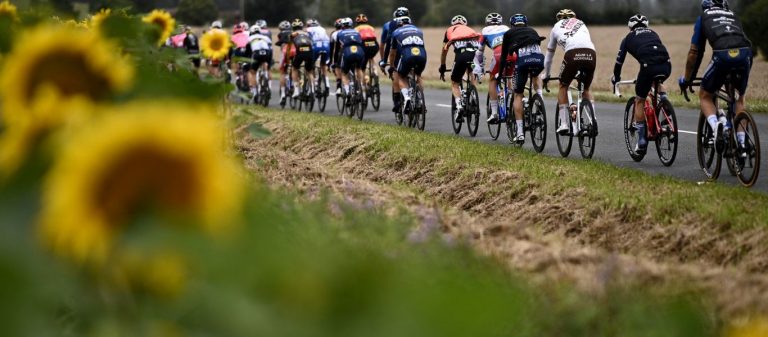 18 Photographs of the Very First Tour de France in 1903 - We Love ...