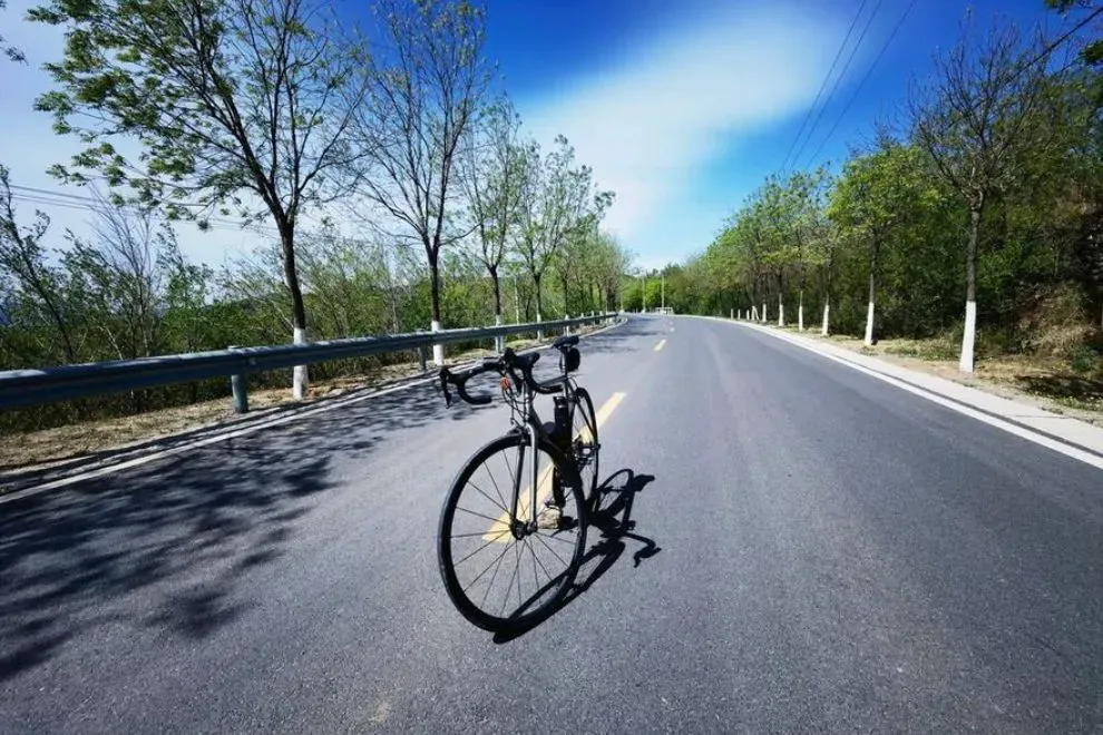 Top 14 Cycling Faux Pas to Avoid - Škoda We Love Cycling