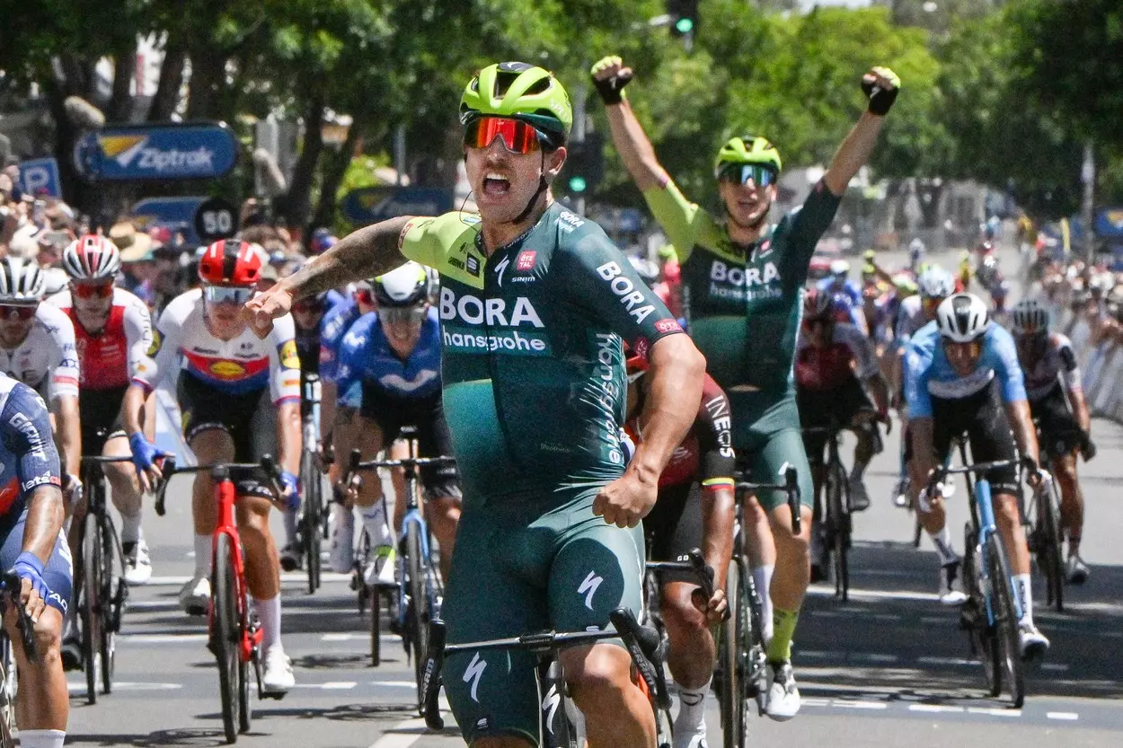 Sam Welsford on Winning Stage 1 of Tour Down Under: “That was crazy, I ...